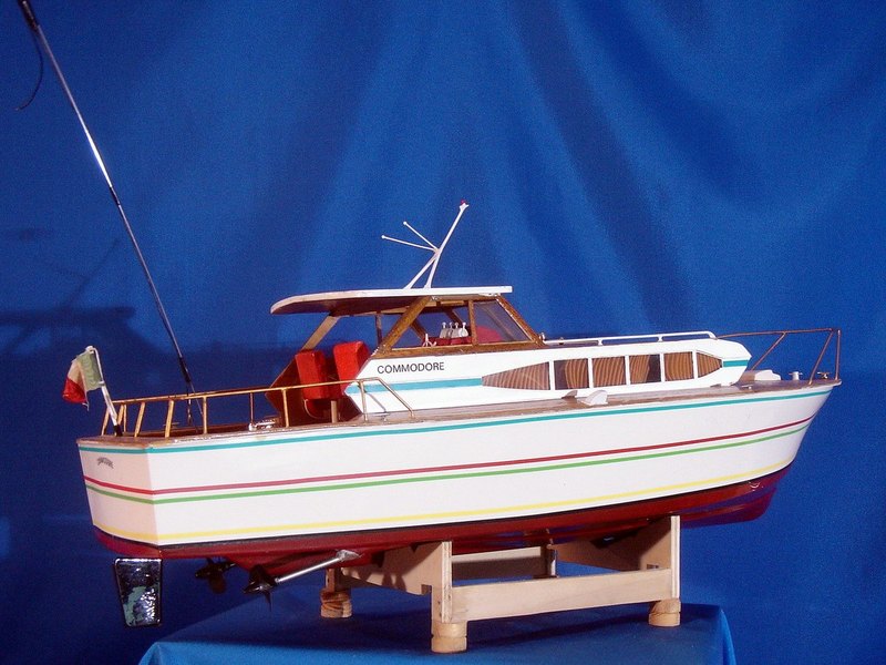 Yacht Commodore – A.N.V.O.